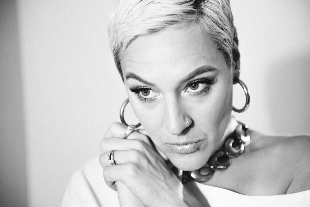 Alanna Royale in Columbus - Checkout